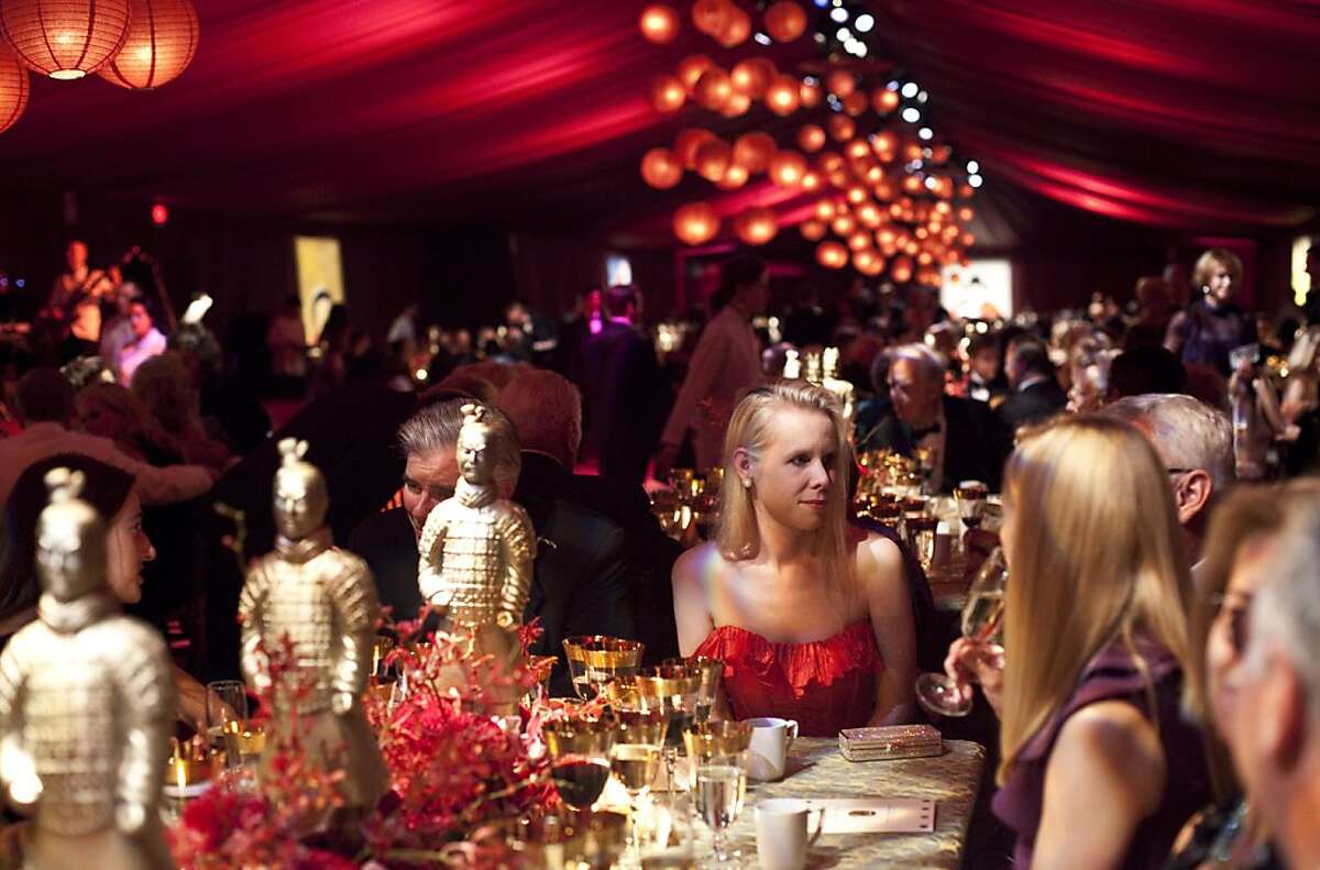 S.F. Opera's opening gala a resplendent red smash