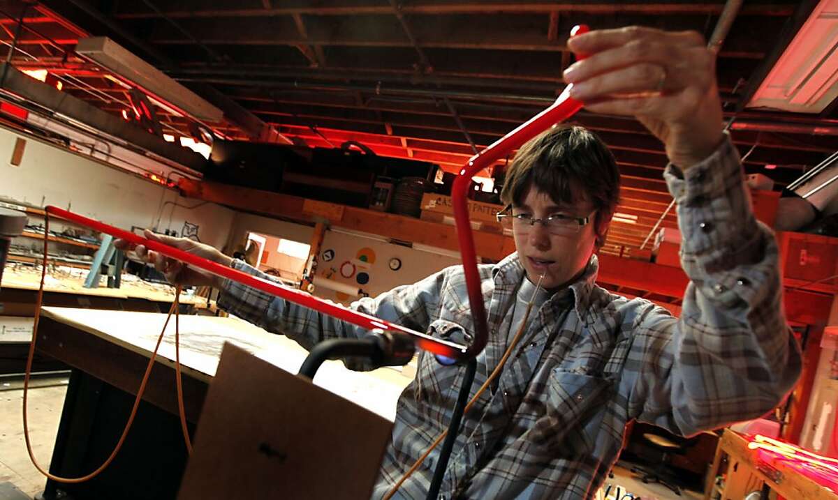 Jim Rizzo, neon king of the Bay Area