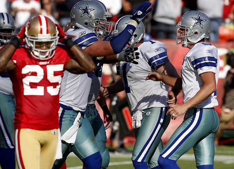49ers can't hold off battered Tony Romo, Cowboys