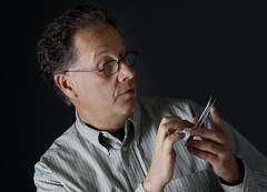 Alain Rossmann's Flip: social video on smart phone