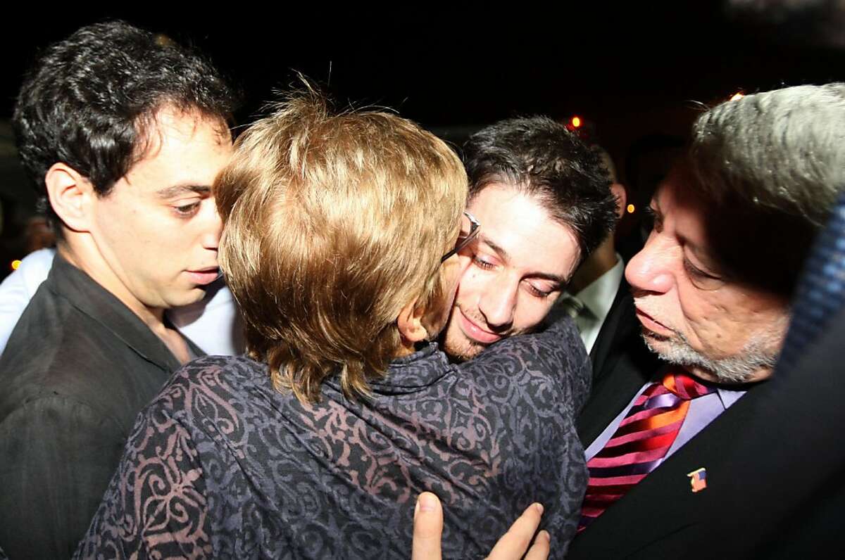 Hikers Shane Bauer, Joshua Fattal freed by Iran