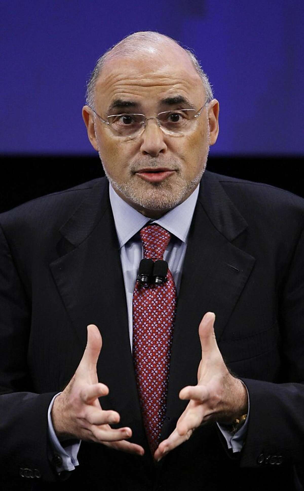 Léo Apotheker may be out at Hewlett-Packard