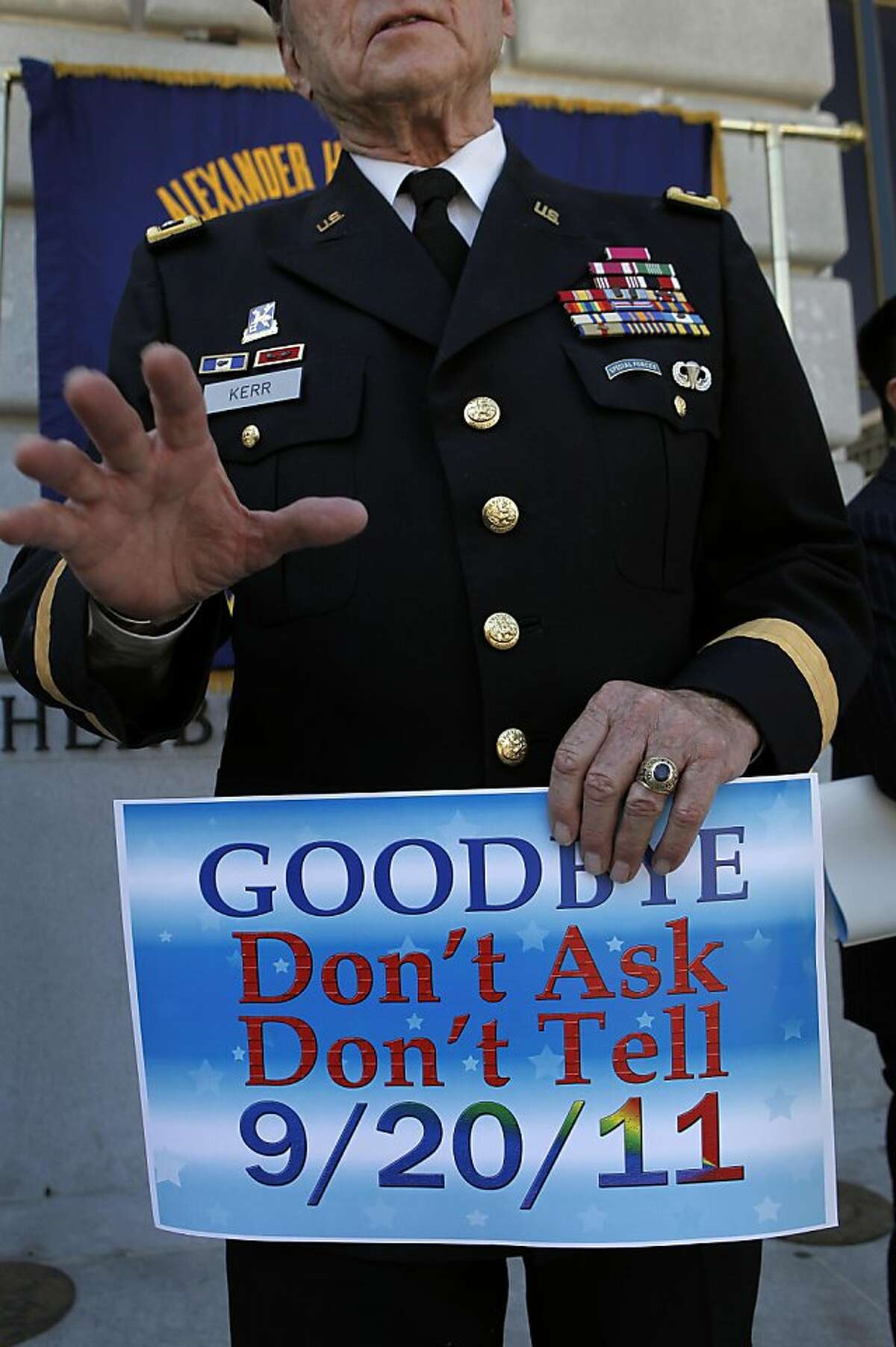 Gay, lesbian veterans celebrate 'Don't ask' demise