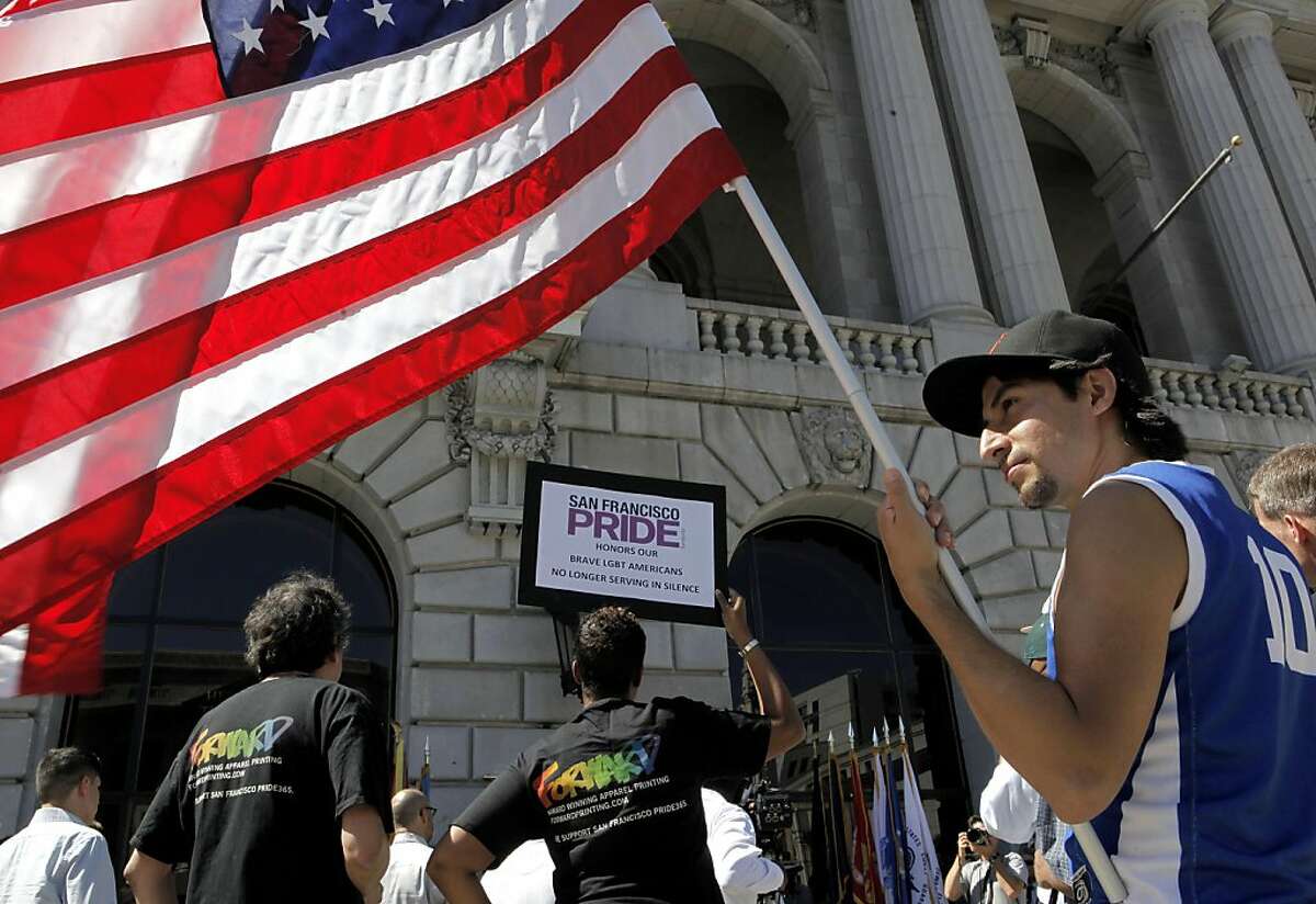 Gay, lesbian veterans celebrate 'Don't ask' demise