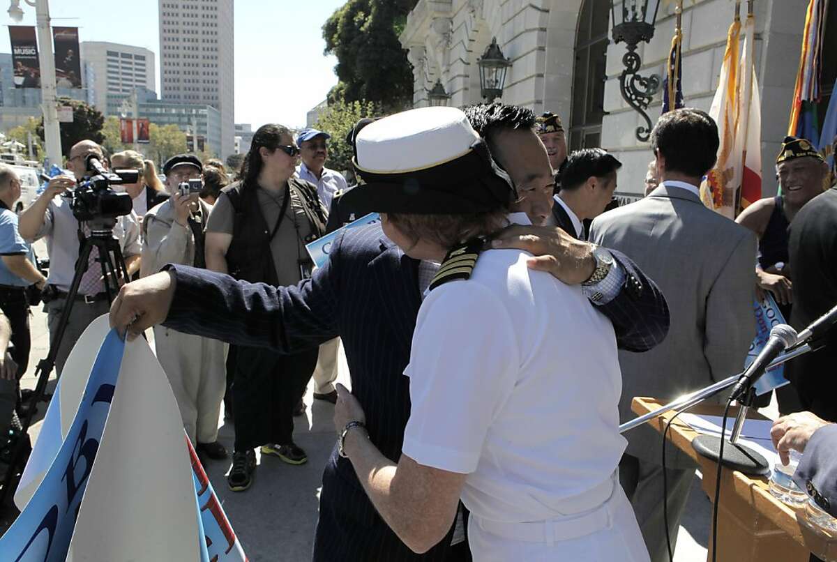 Gay, lesbian veterans celebrate 'Don't ask' demise
