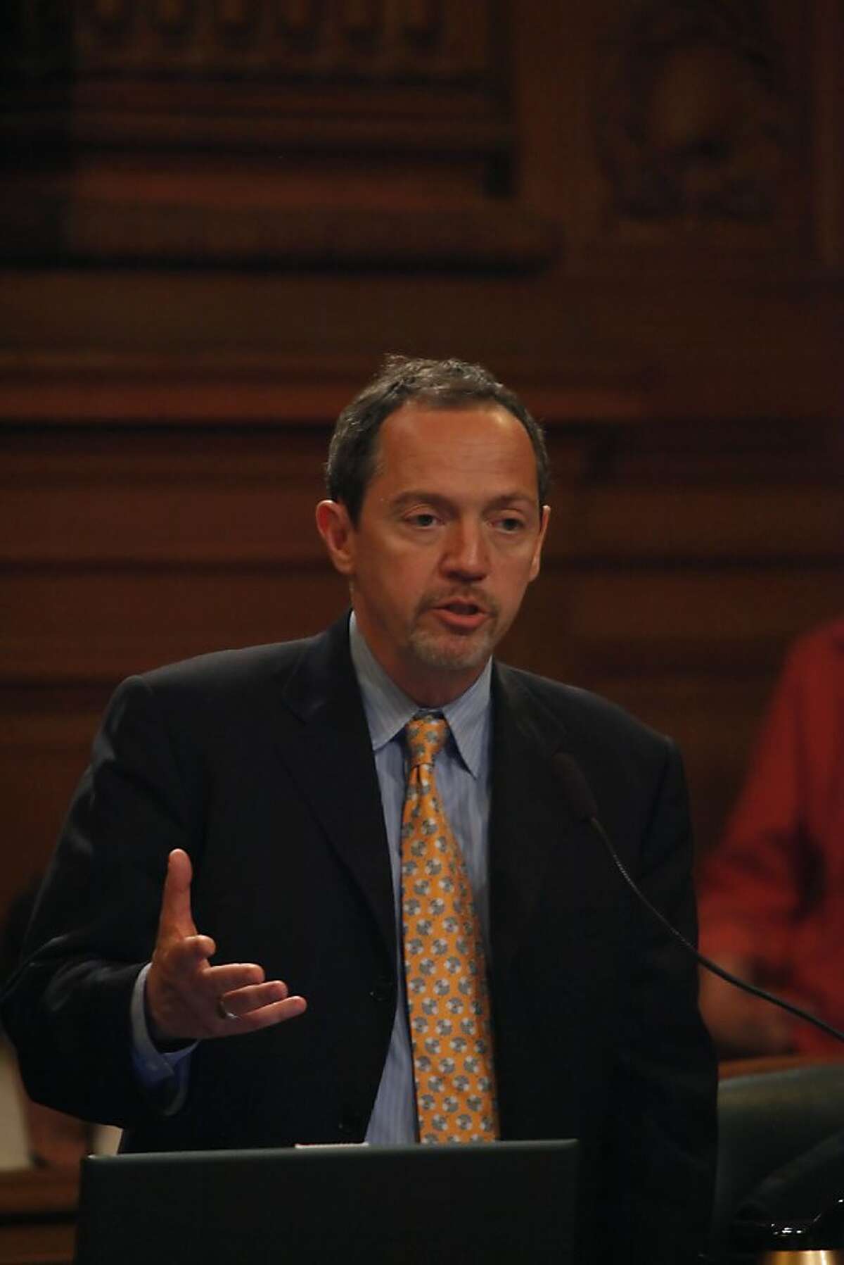 Bevan Dufty hard to pigeonhole in S.F. mayor's race