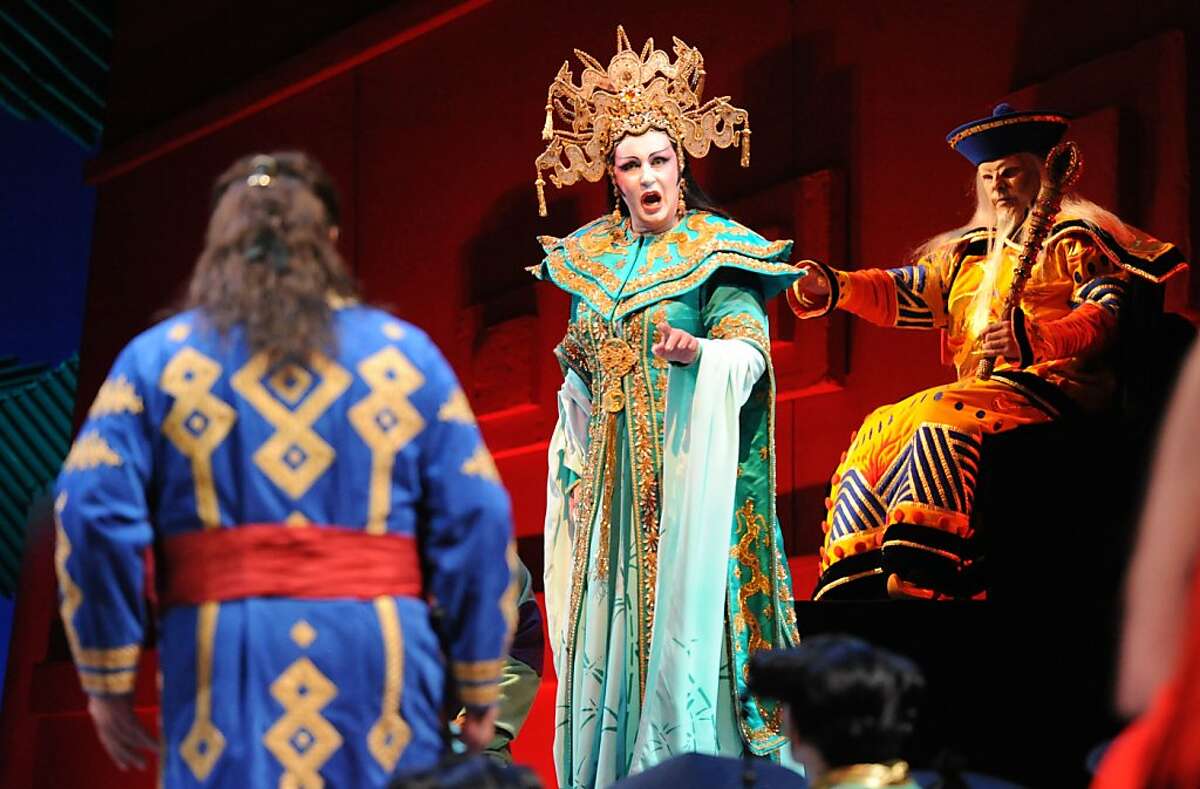 SF Opera review: Powerful 'Turandot' opens season
