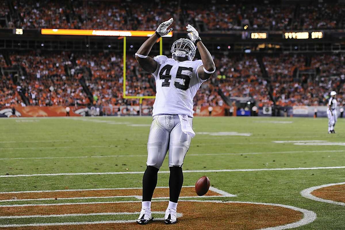 Raiders show plenty of leg in 23-20 win