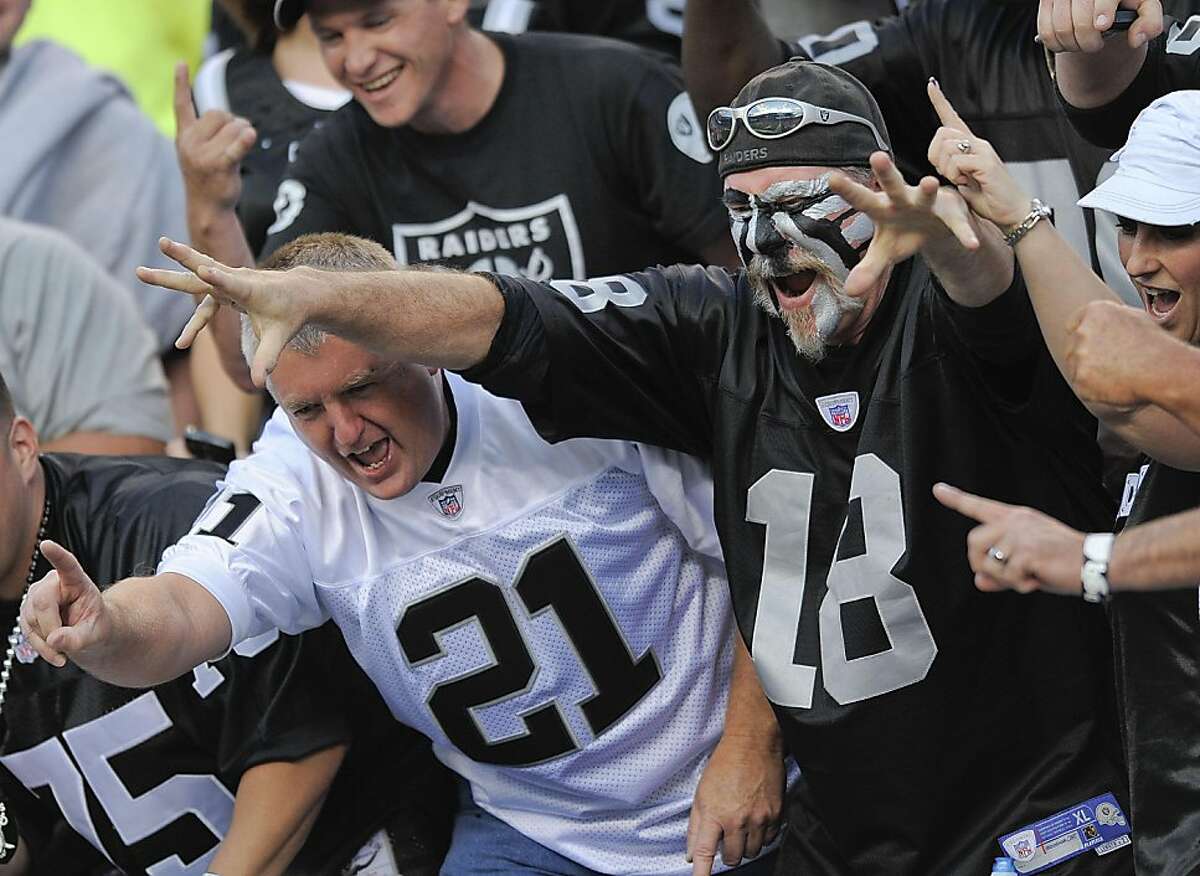 Raiders show plenty of leg in 23-20 win