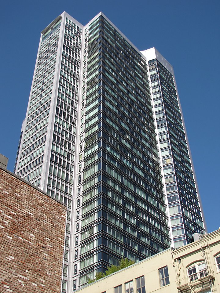 Modern yet tranquil piece of Market Street scene