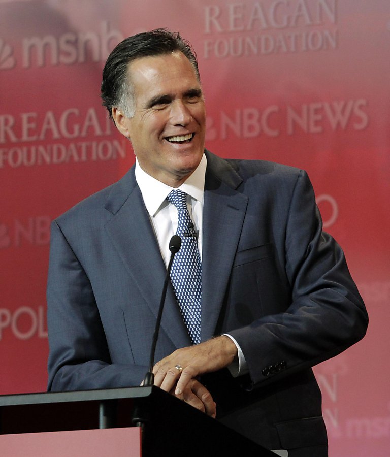 Perry's surprising power forces Romney to adjust