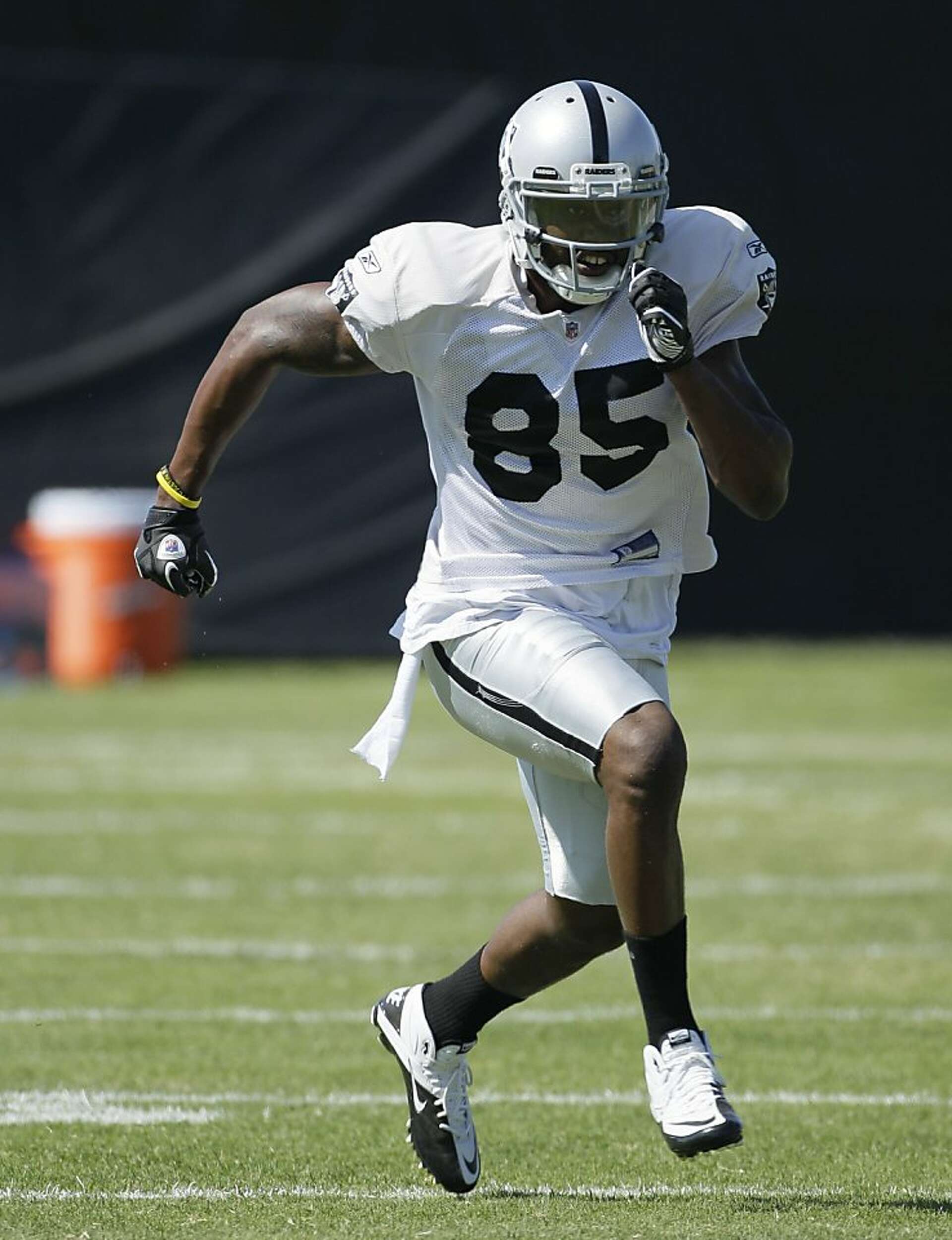 Who's the Raiders' fastest player?