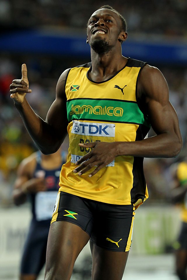 Bolt makes sure of start, takes gold in 200