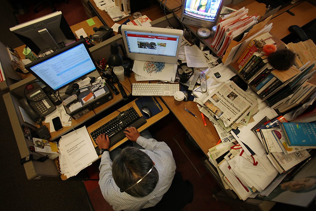 Chronicle reporter's desk has part in 'Contagion'