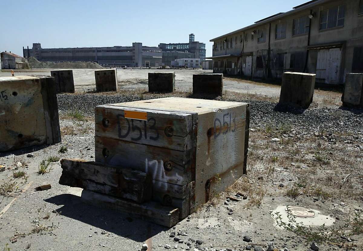Navy promises Hunters Point cleanup by 2017