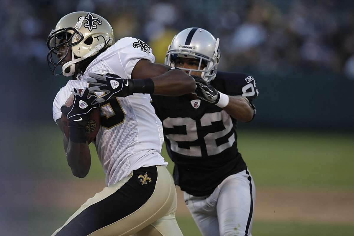 Raiders center Samson Satele holding it together