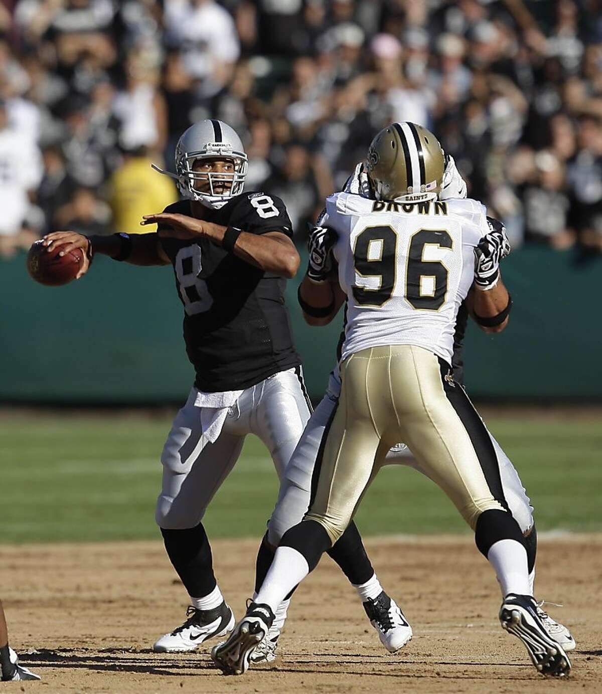 Raiders center Samson Satele holding it together