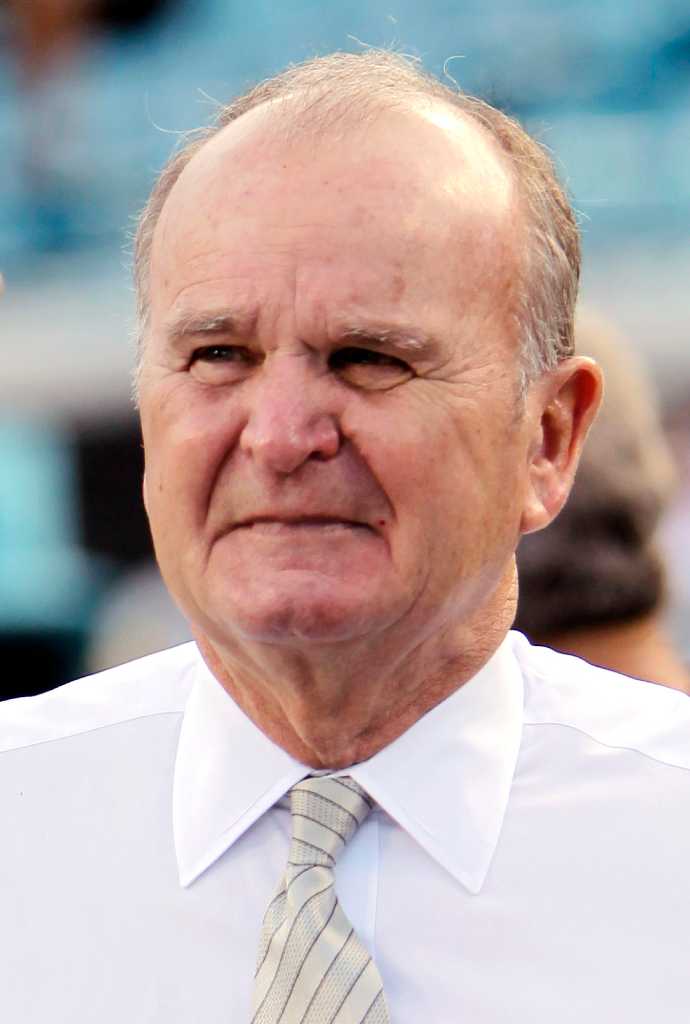 Jags fire Del Rio, get new owner