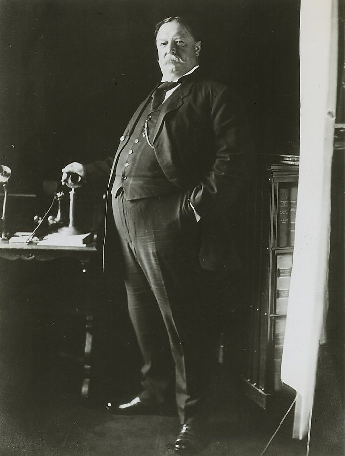 Lew Christensen dies in 1984