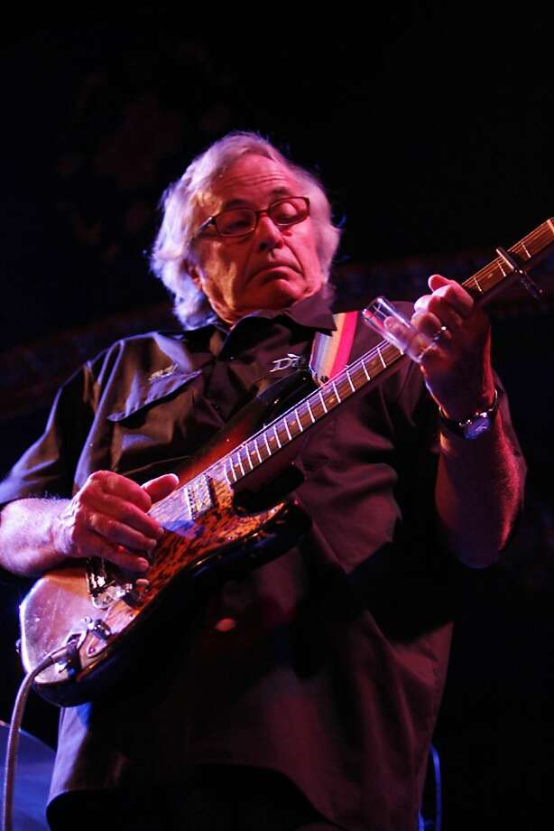Ry Cooder takes his big band on the road to S.F. - SFGate