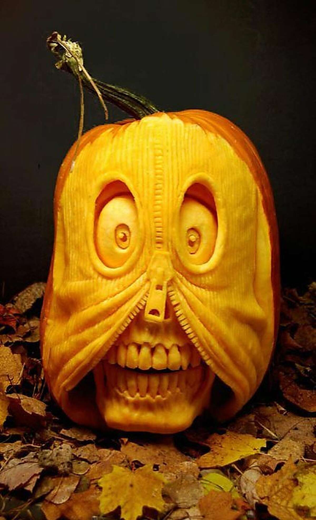 Incredible (and freaky!) pumpkin carvings