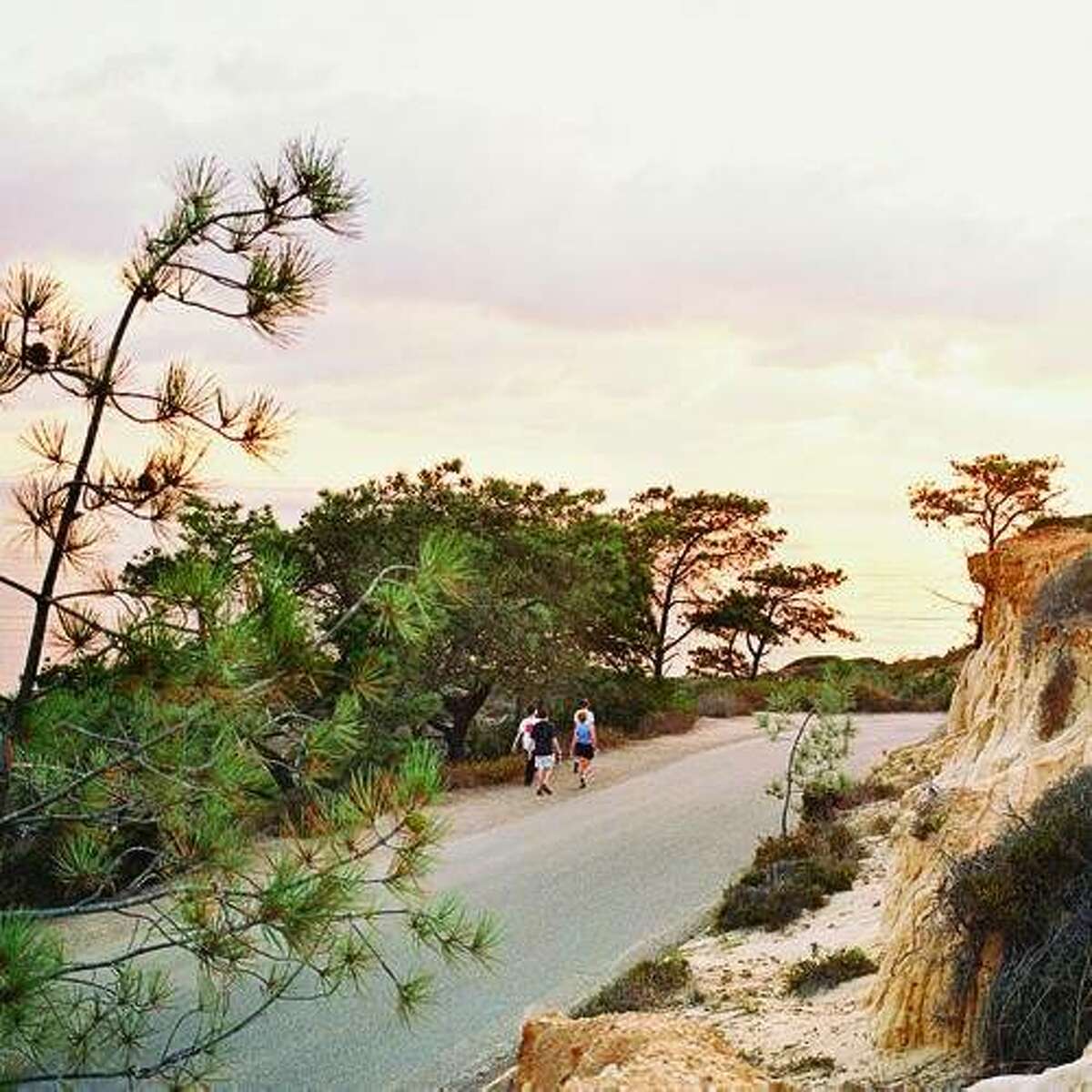 Fall travel: Best weekend getaways in California