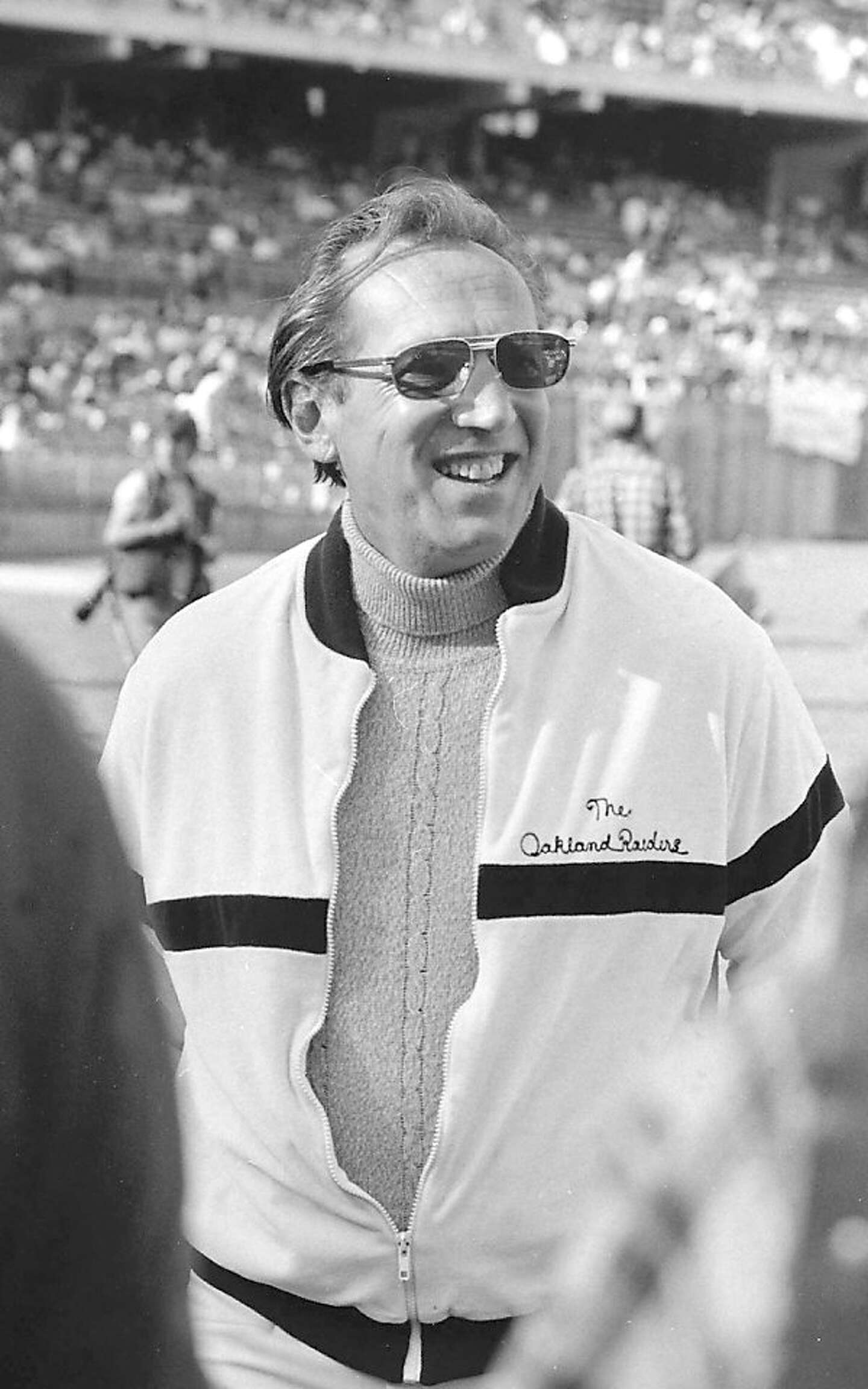 Oakland Raiders' owner Al Davis dies at 82