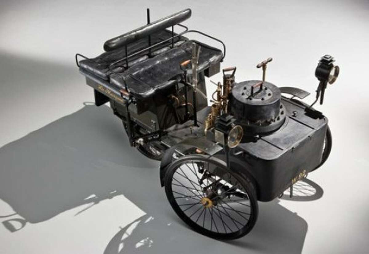 World's oldest running car: 1884 De Dion Bouton Et Trepardoux