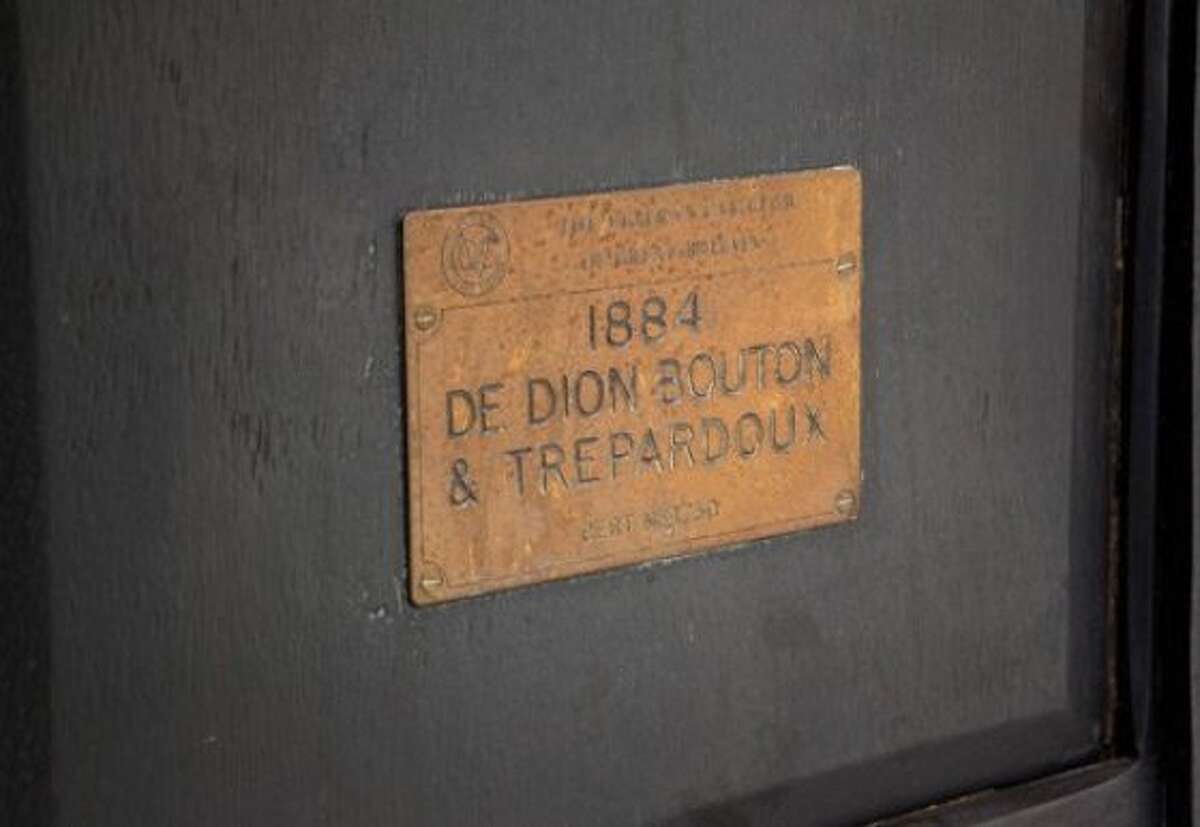 World's oldest running car: 1884 De Dion Bouton Et Trepardoux