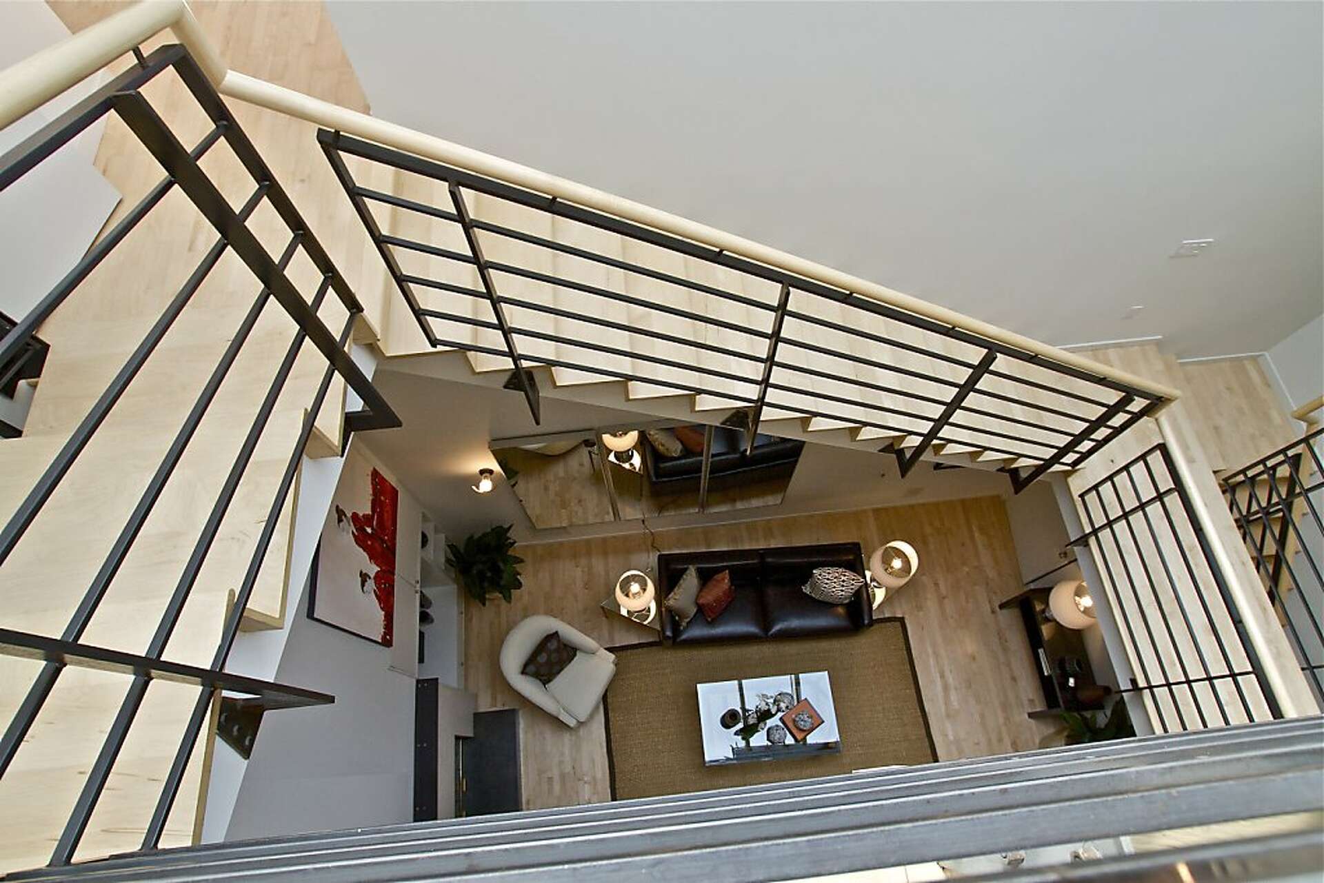 Russian Hill condo boast open floor plan, views of Golden Gate Bridge ...