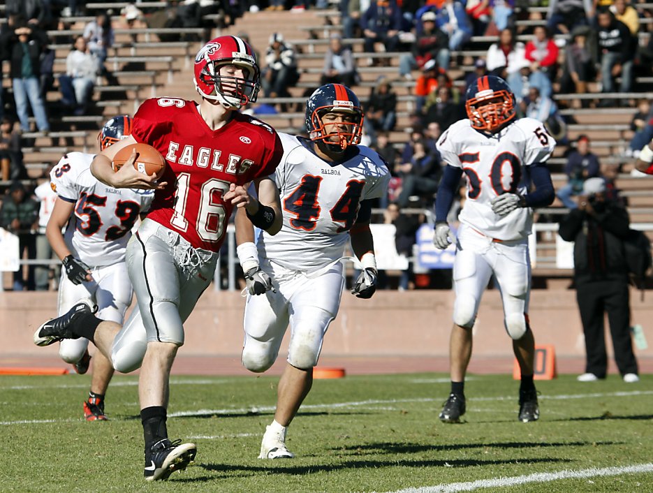 Washington easily wins 87th Turkey Day Game
