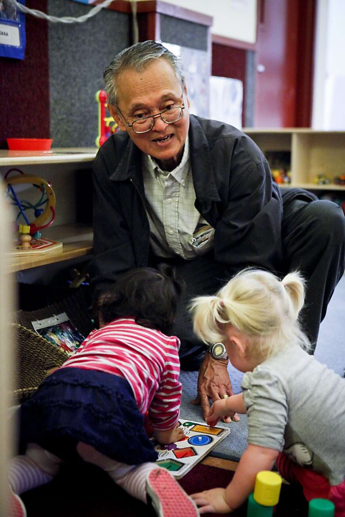 Volunteer grandparents fill void with love in S.F.