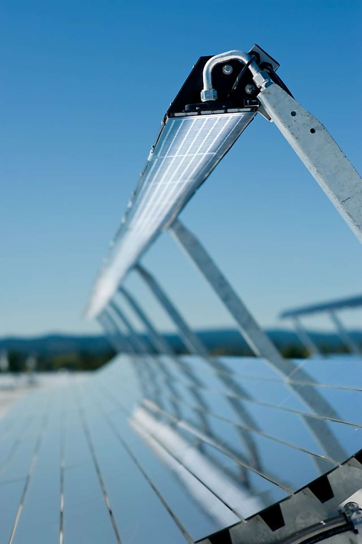 Cogenra Solar delivers hot water along with power