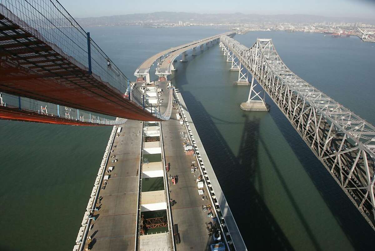 With catwalk lights, new Bay Bridge comes to life