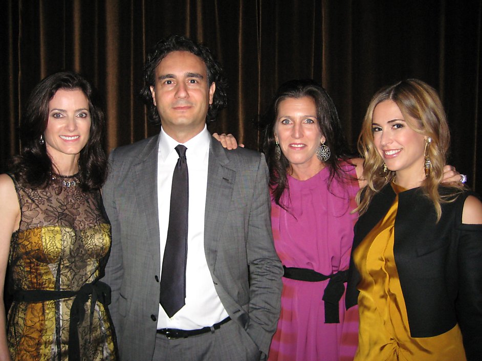 Richard Serra's 'Drawing' at SFMOMA draws 'em in