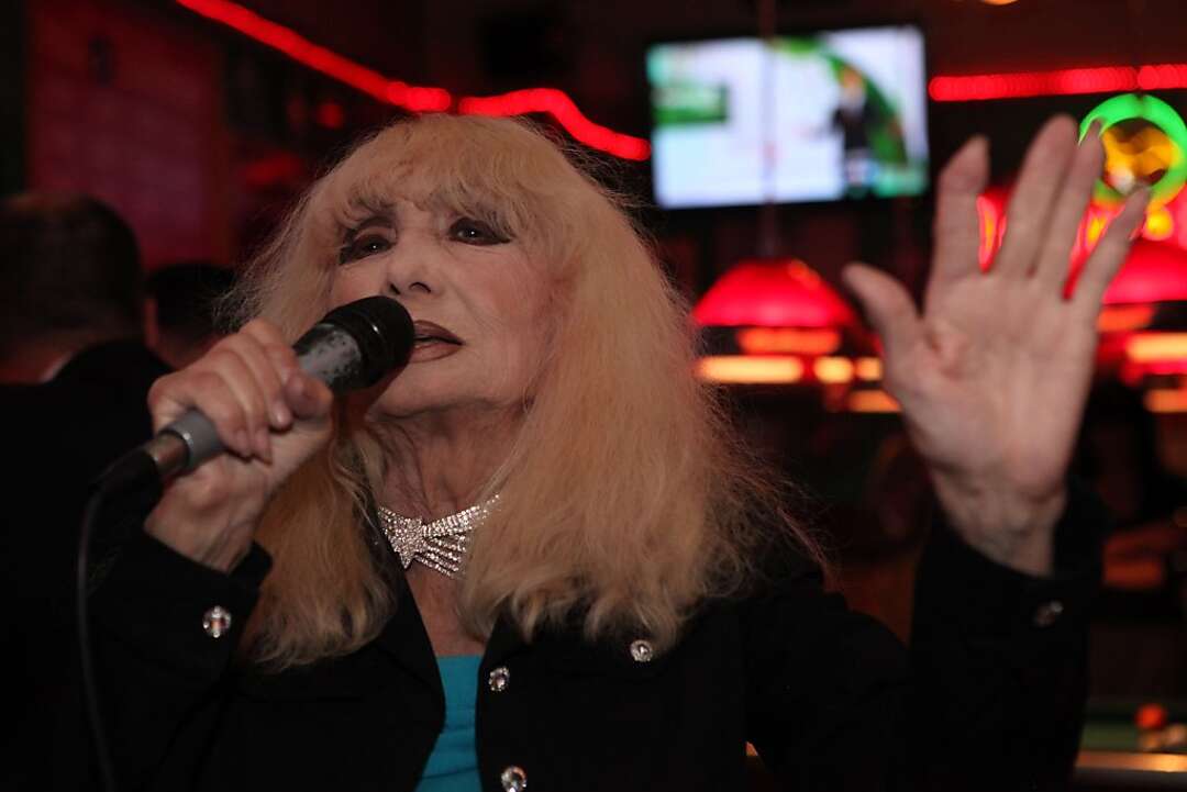 Carol Doda busted for alleged DUI