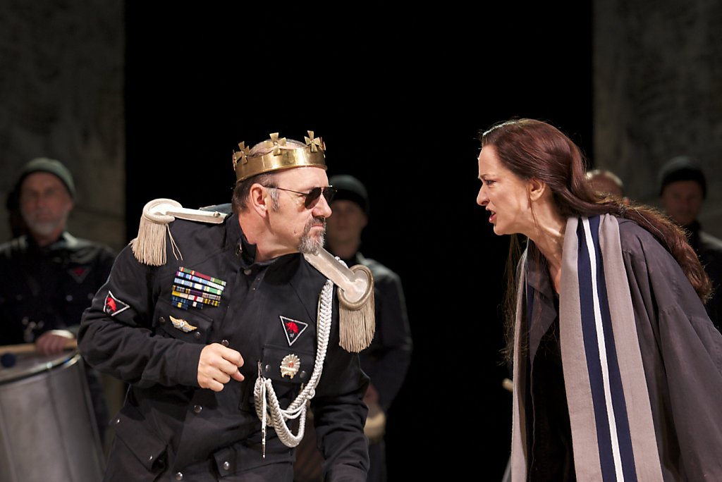 'Richard III' review: Kevin Spacey reigns supreme