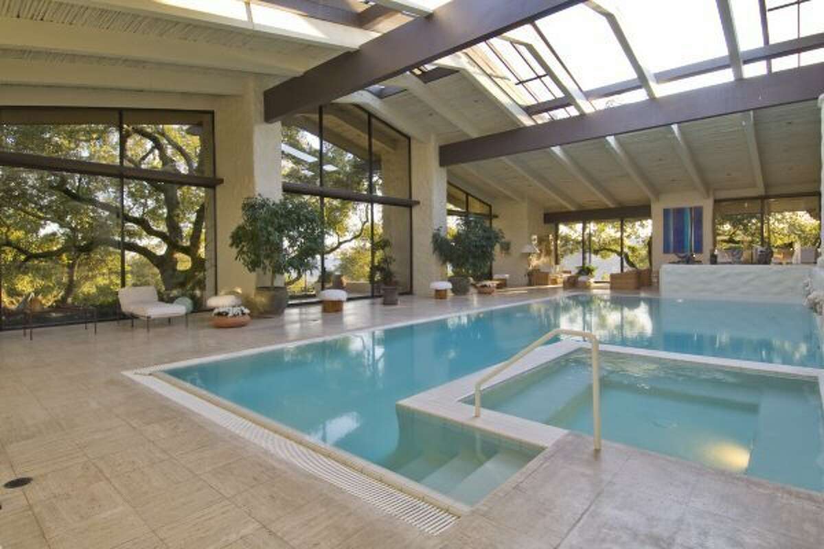 Robert Mondavi family's Napa estate up for auction