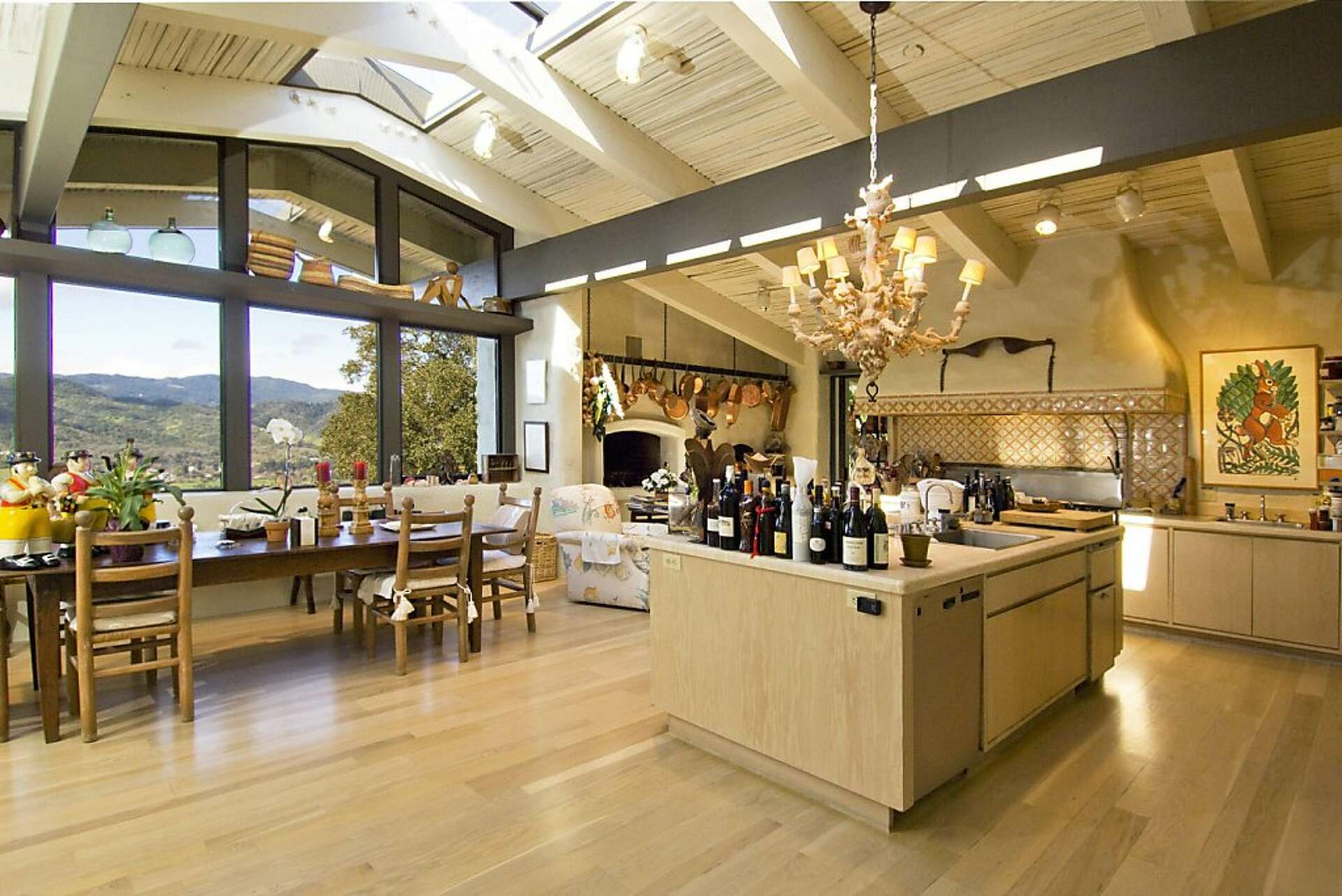 Robert Mondavi family's Napa estate up for auction