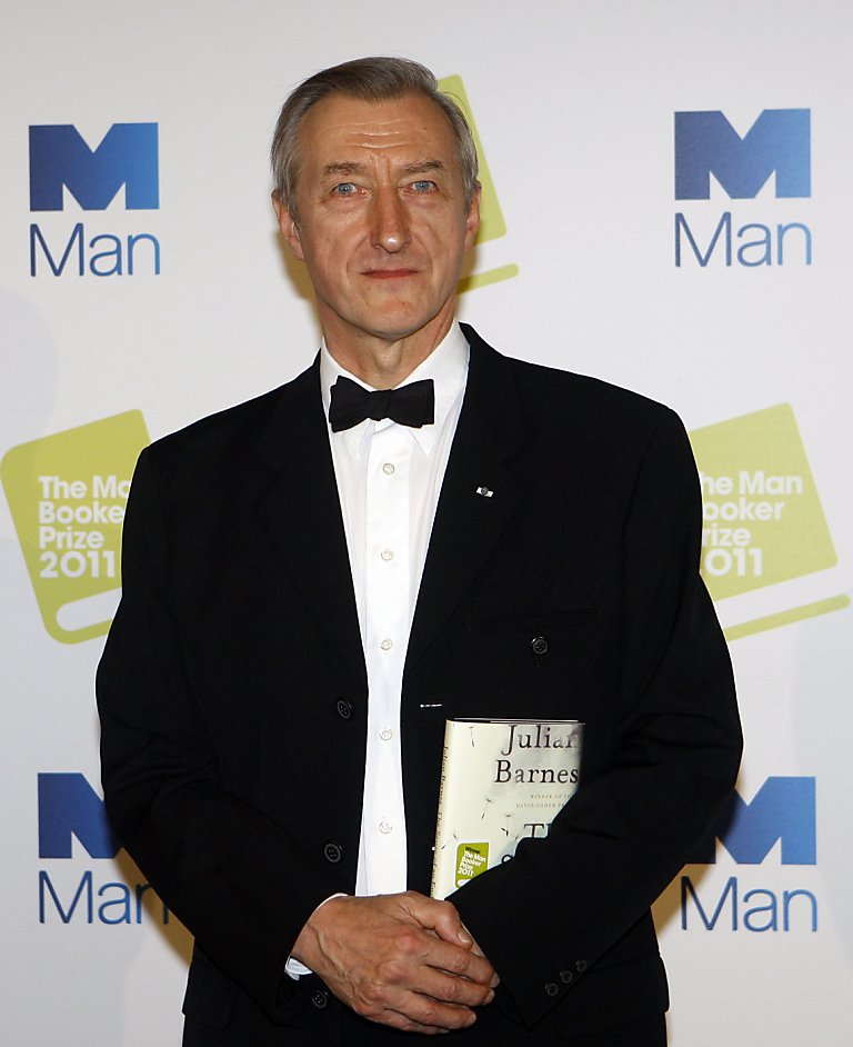 Julian Barnes wins Booker Prize for fiction