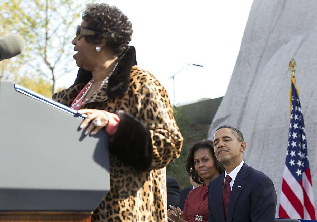 Obama dedicates Martin Luther King Jr. statue