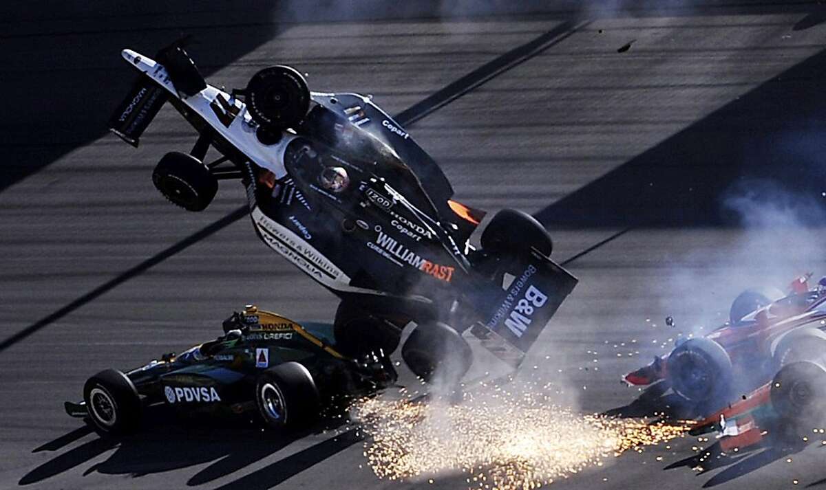 2-time Indy 500 champ dies in crash