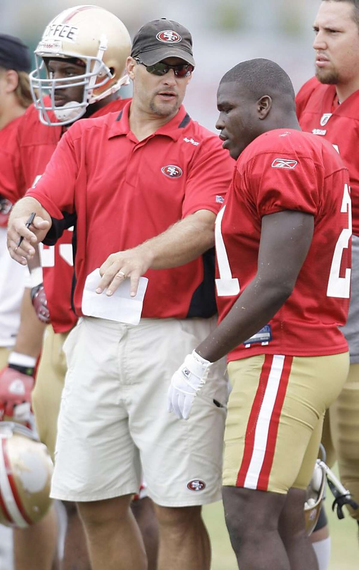 49ers' Frank Gore is a real student of the game