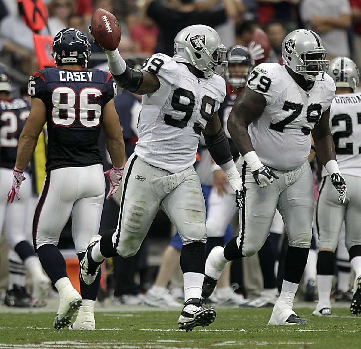 With Al Davis gone, who will run Raiders?