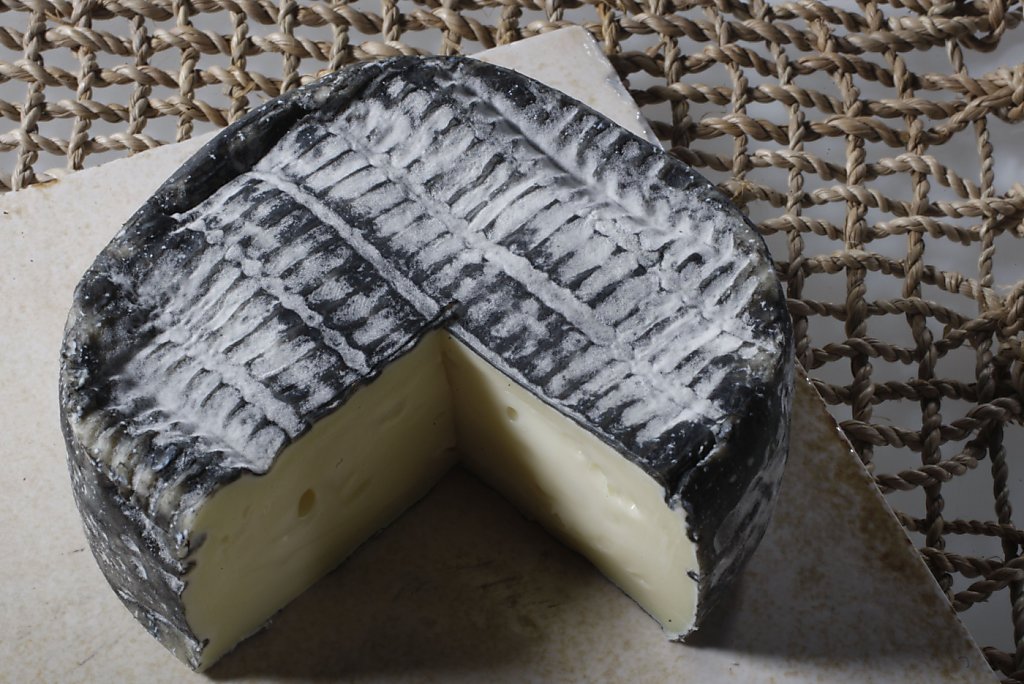 Carboncino's ash rind hides aromatic molten middle
