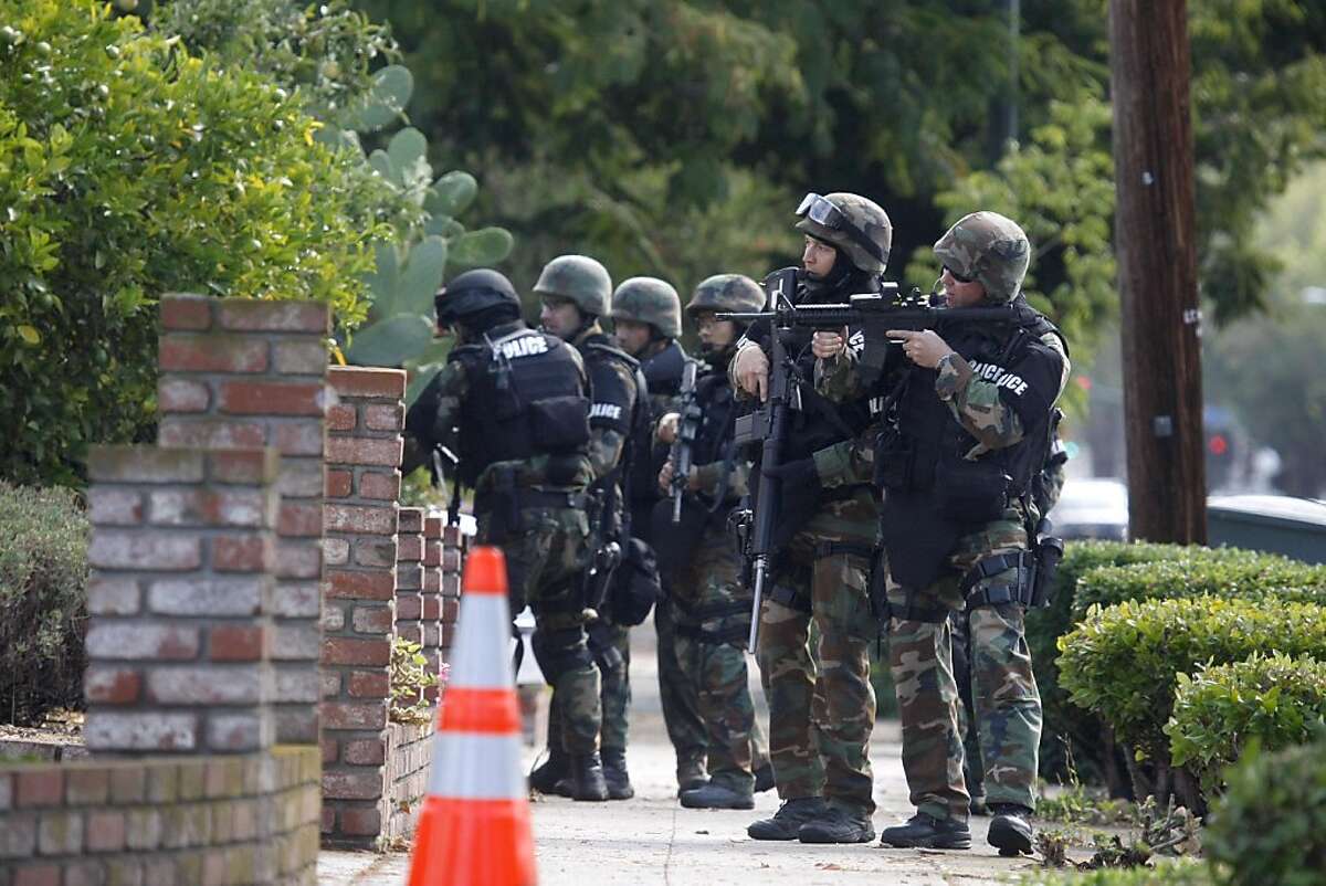 Deputies kill Cupertino quarry slayings suspect