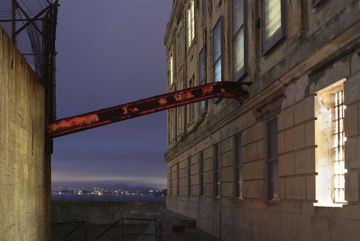 Photographers find light in the dead of night