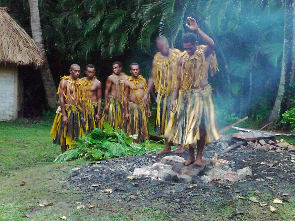 Fijian fire walkers sizzle