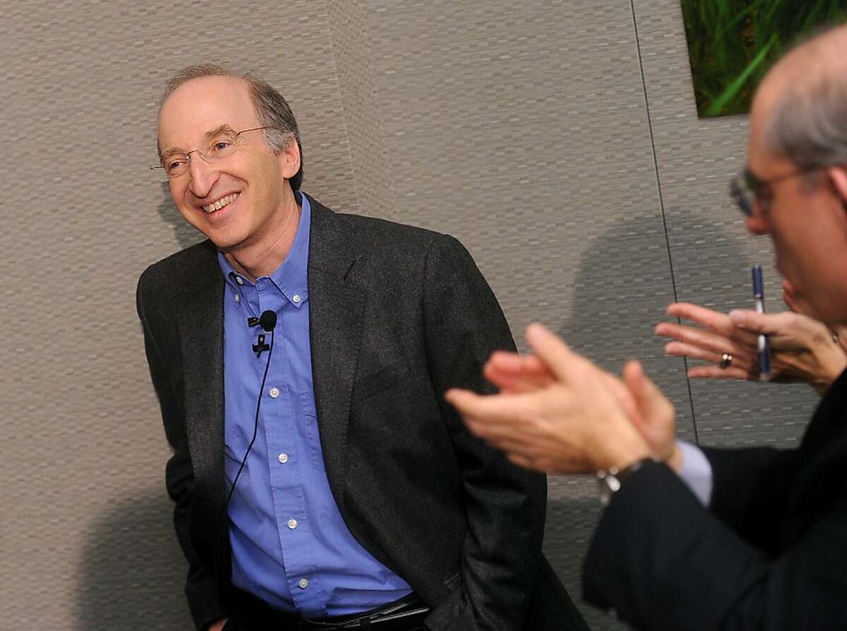 Cal's Saul Perlmutter wins Nobel Prize in physics