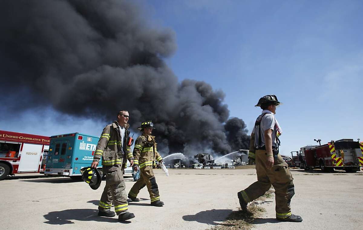 Chemical mixing sparks huge plant fire near Dallas